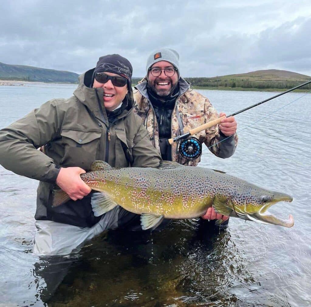 World Class Salmon Fishing on the George River - Wedge Hills Lodge